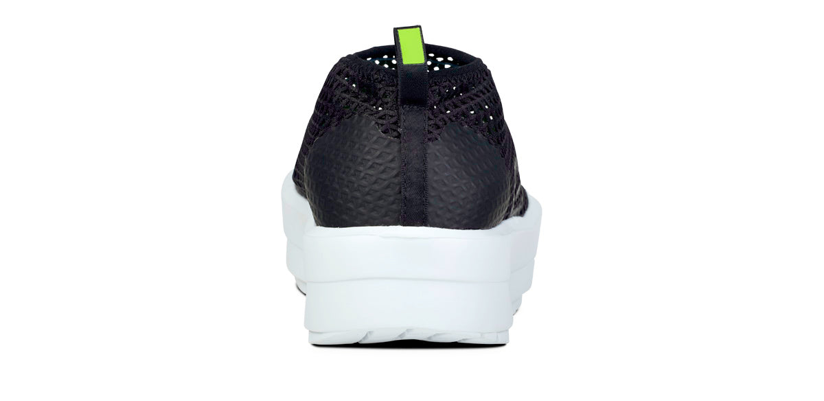 Women's OOmega Chukka Shoe - White Black – OOFOS Women's OOmega Chukka Shoe - White Black – OOFOS