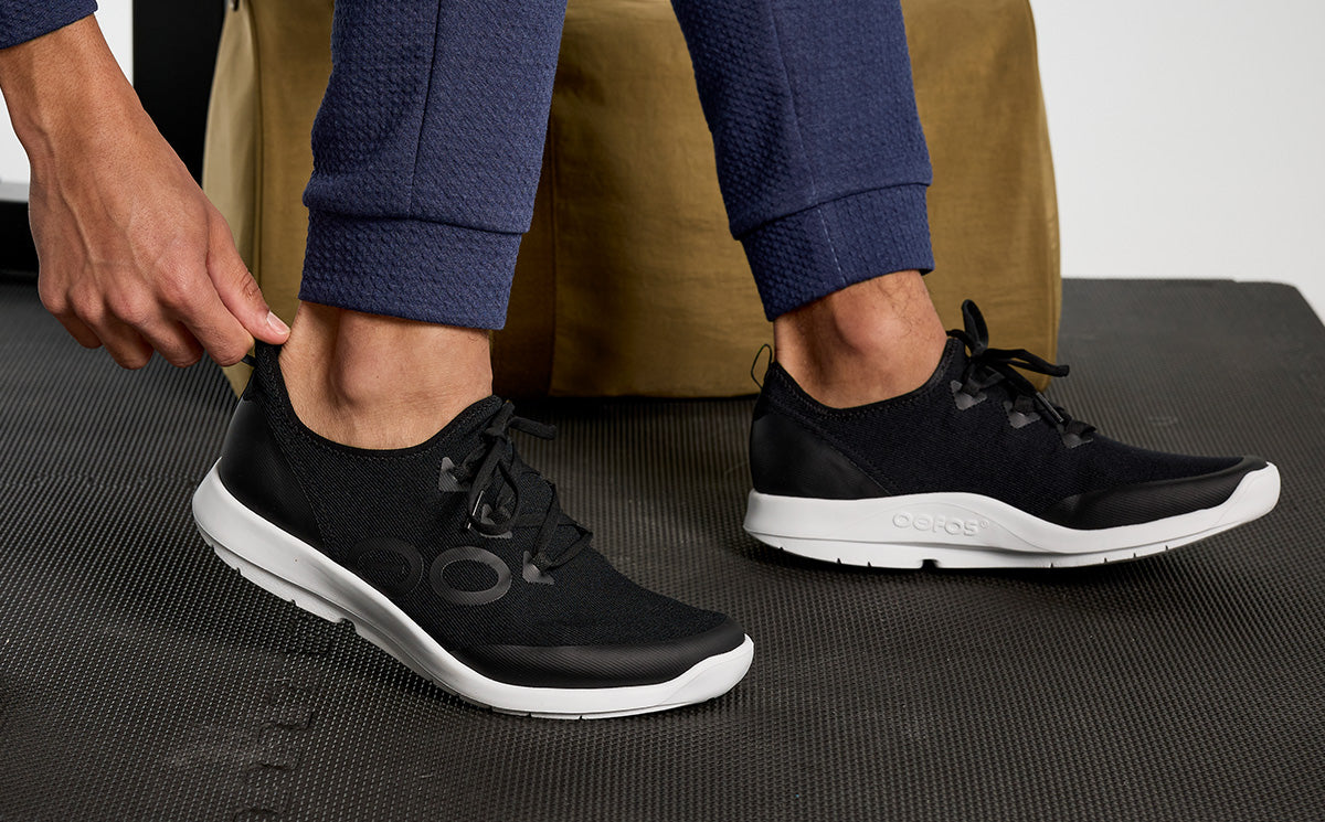 Women's OOmg Sport LS Low Shoe - White Black – OOFOS